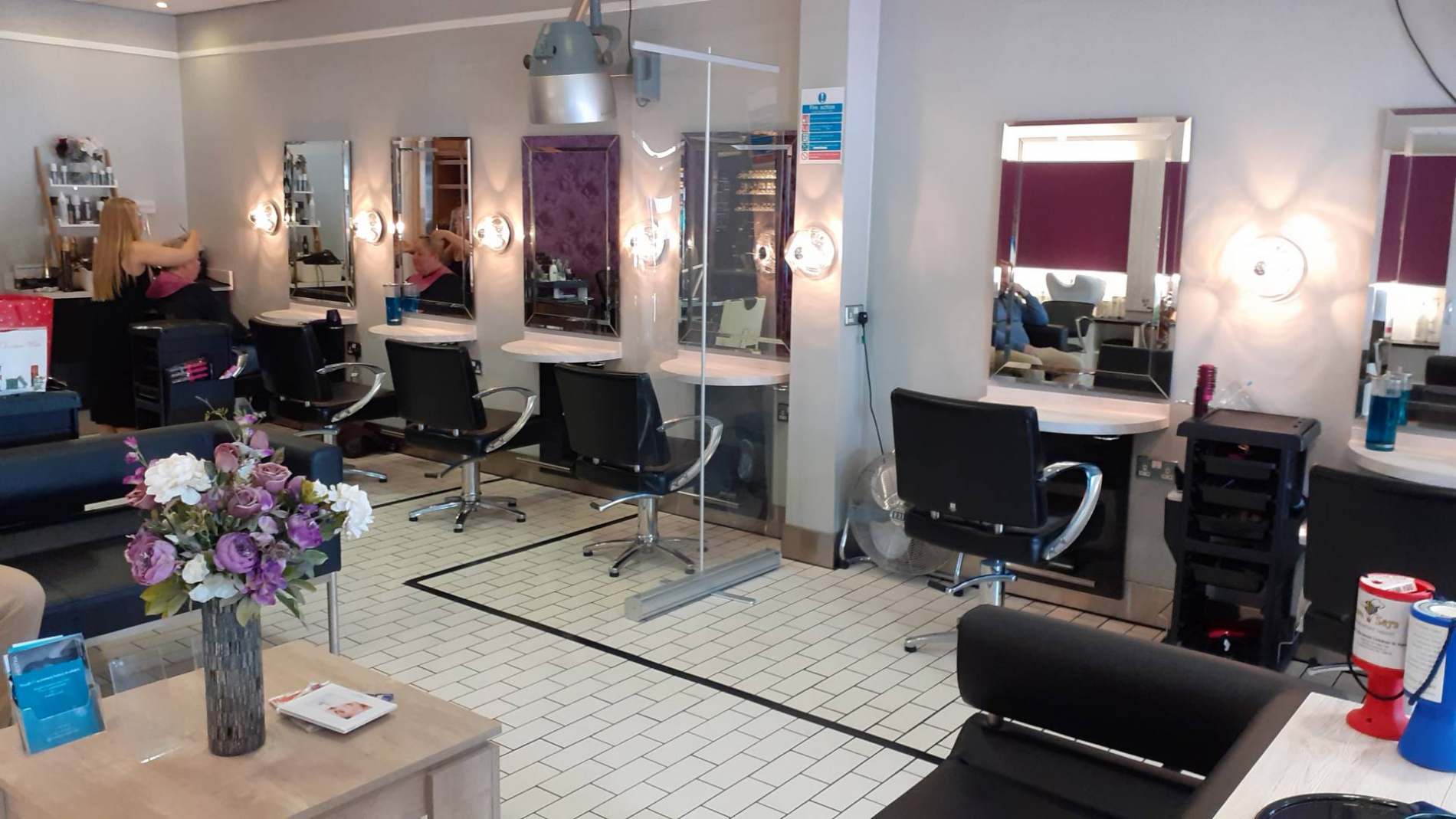 The Salon | Acute Look Hair & Beauty: premier hair salon in Basingstoke